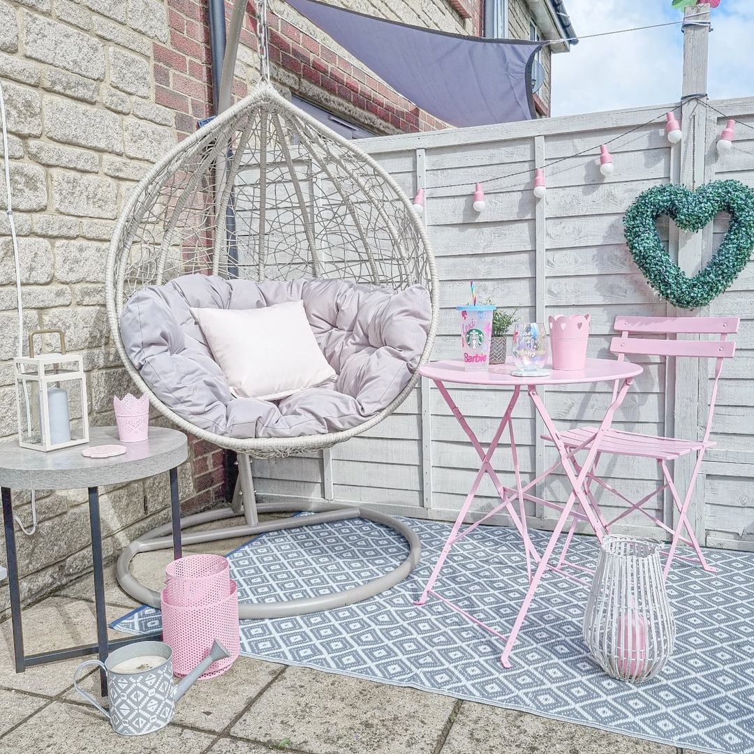 Enhance Your Egg Chair: Dive into Plush Comfort with Our Leading Cushi ...